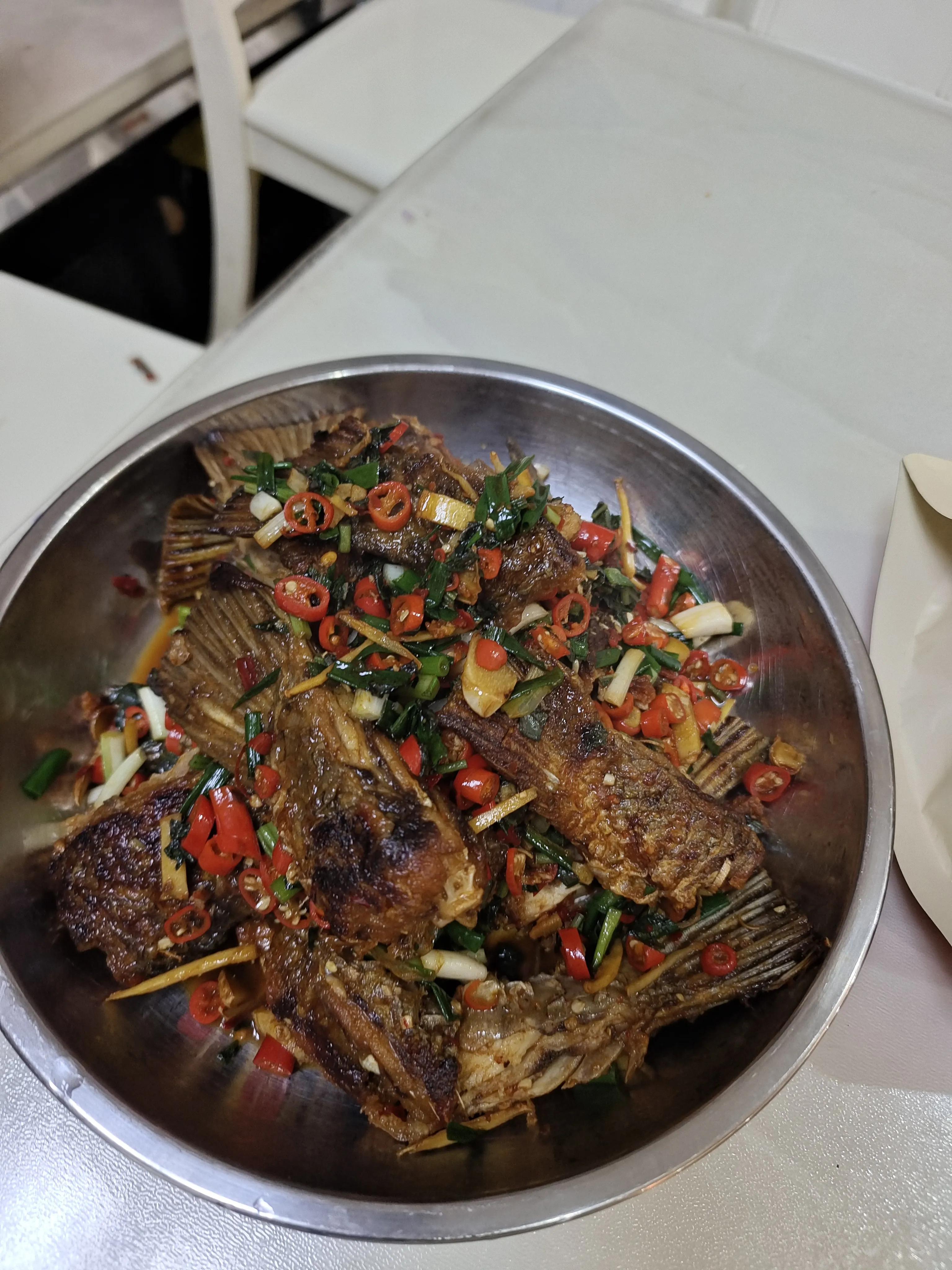 Dry Roasted Fish Tail - iNEWS