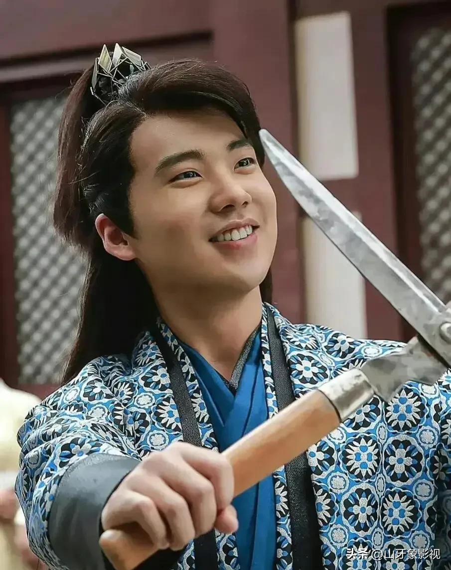 The second season of Qing Yu Nian is about to start filming. Xiao Zhan ...