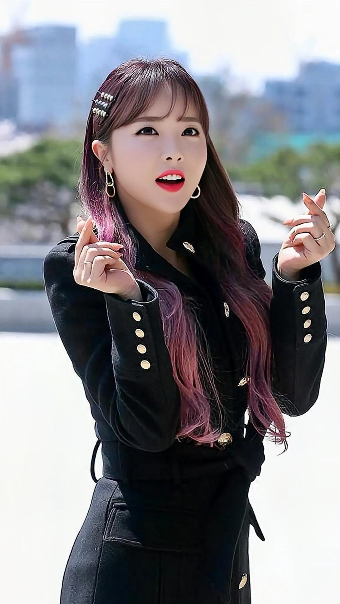 Hong Jin Young - iMedia