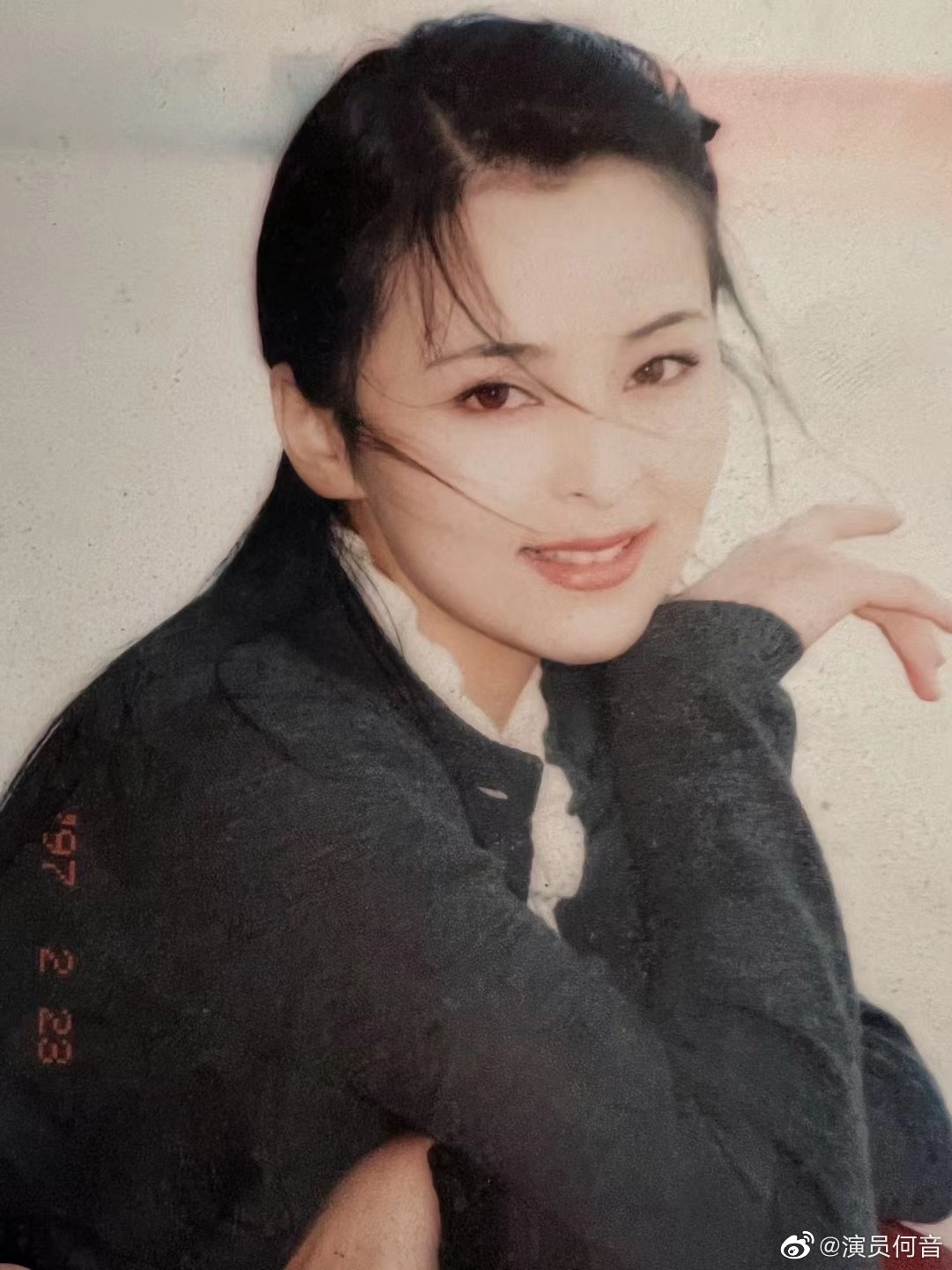 He Yin accompanies his son to New Year's Eve in Canada, mother and son ...