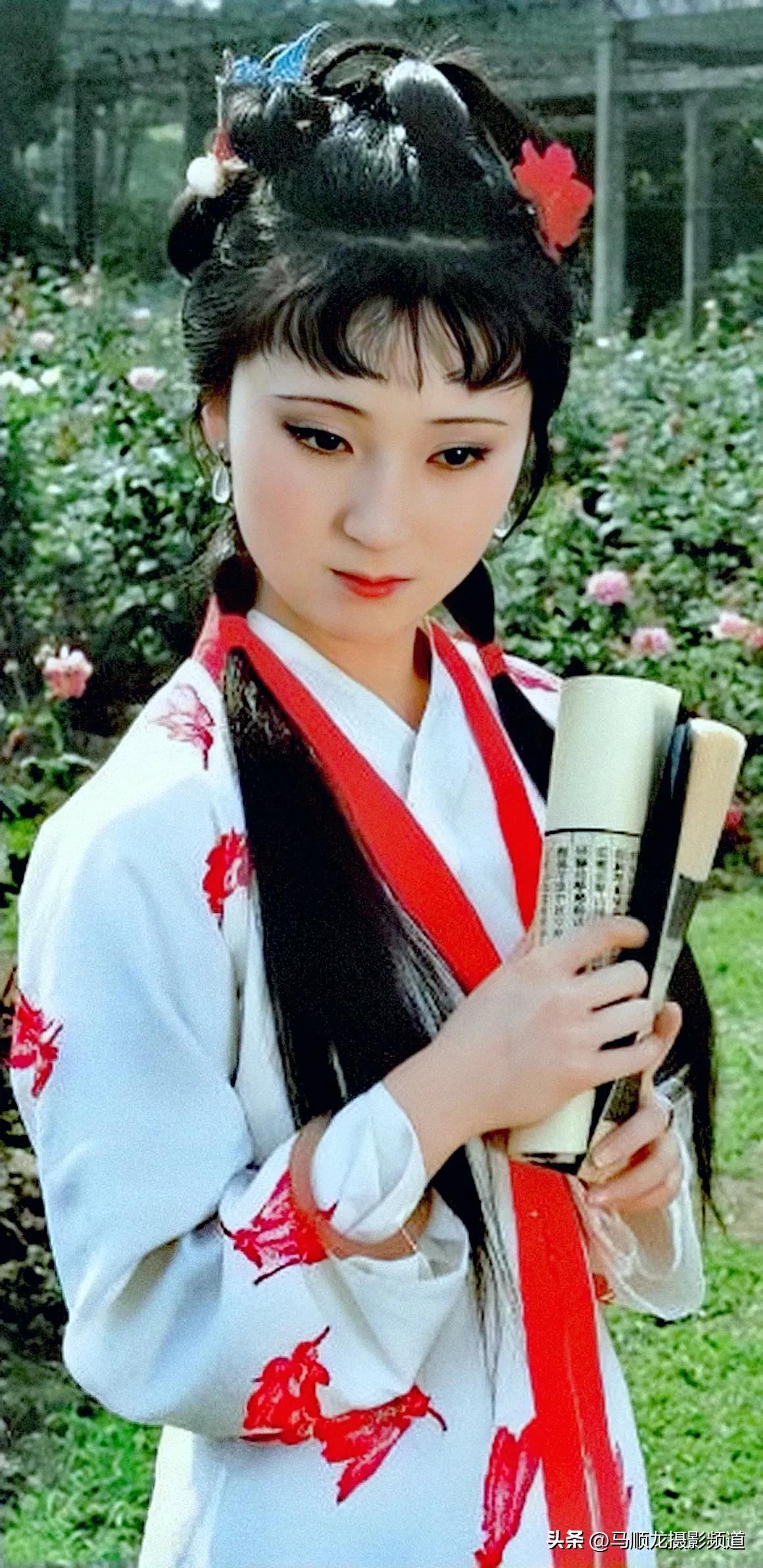 "Dream of Red Mansions" Chen Xiaoxu - iNEWS