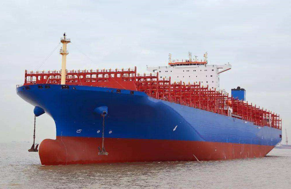 The difference between a 120,000-ton nuclear-powered supply ship and an ...