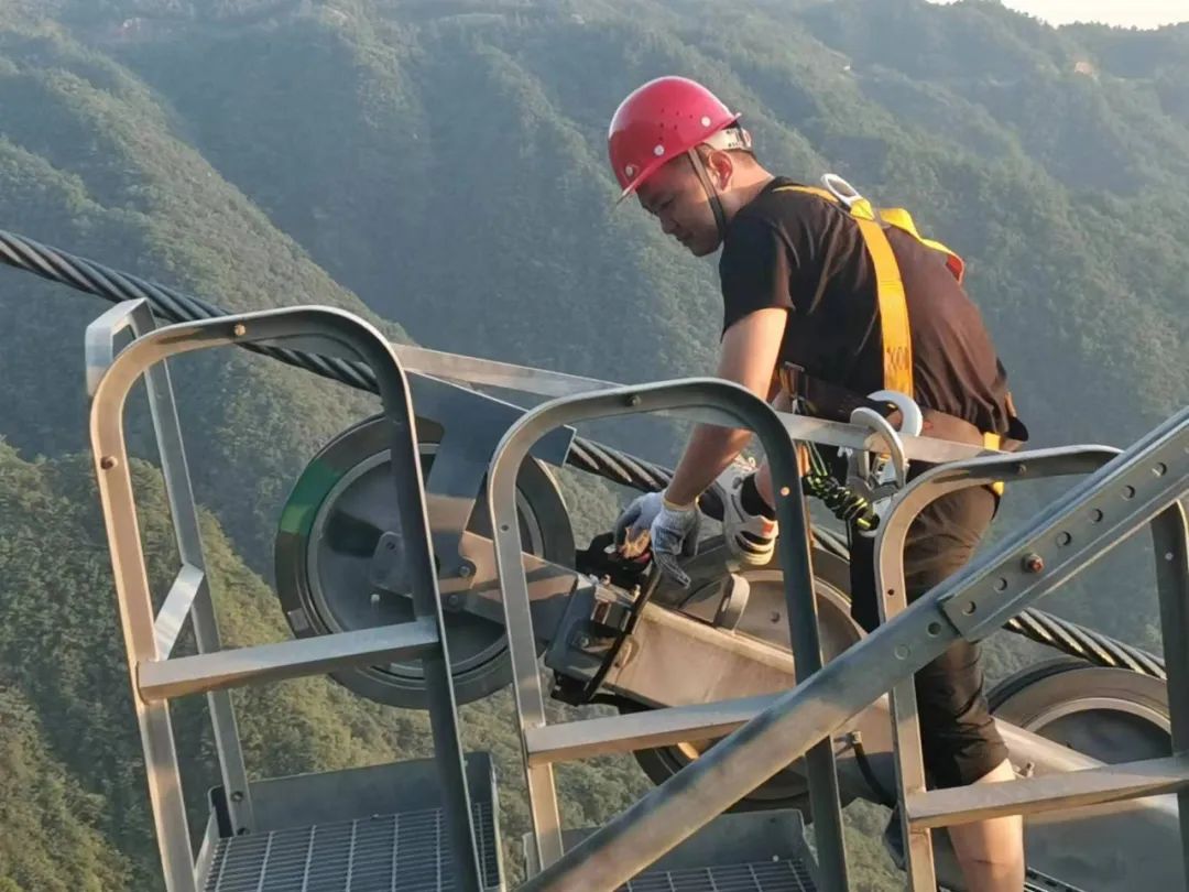 Tianyue Cableway in Mufu Mountain Scenic Spot successfully passed the annual inspection - iNEWS