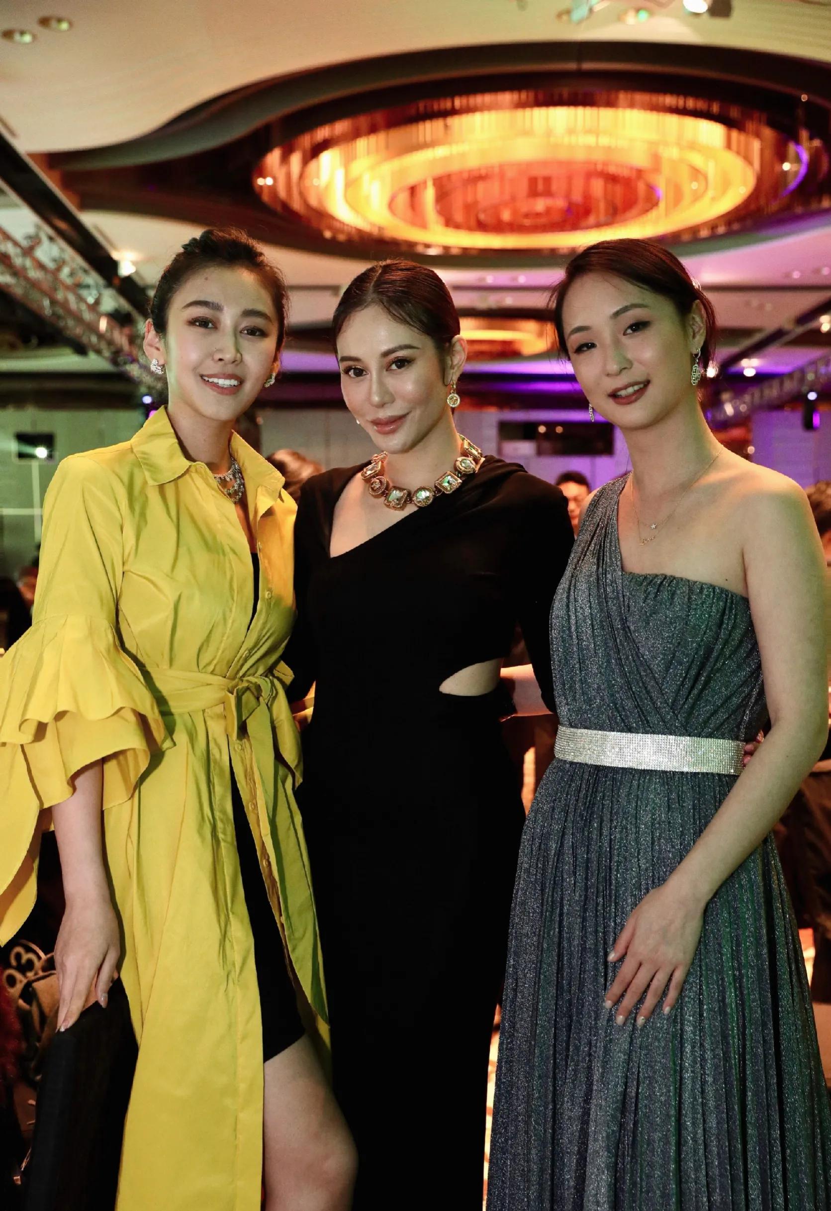 Huo Qigang and his wife interlocked to attend the dinner! Guo Jingjing ...