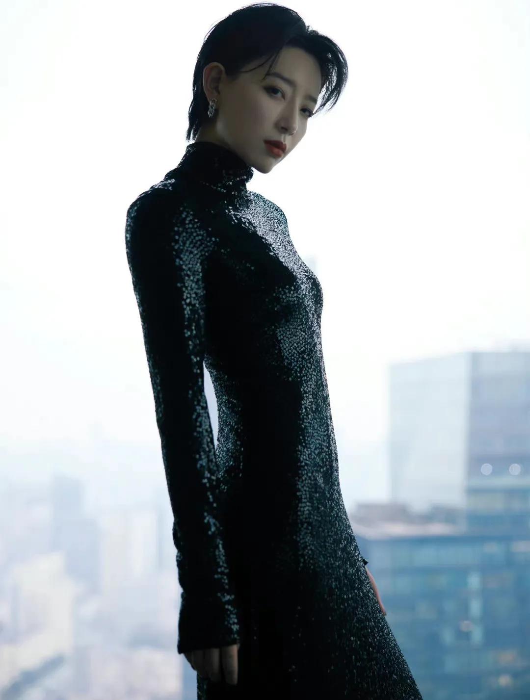 The days that once ran away have finally become a flower road, Li ...