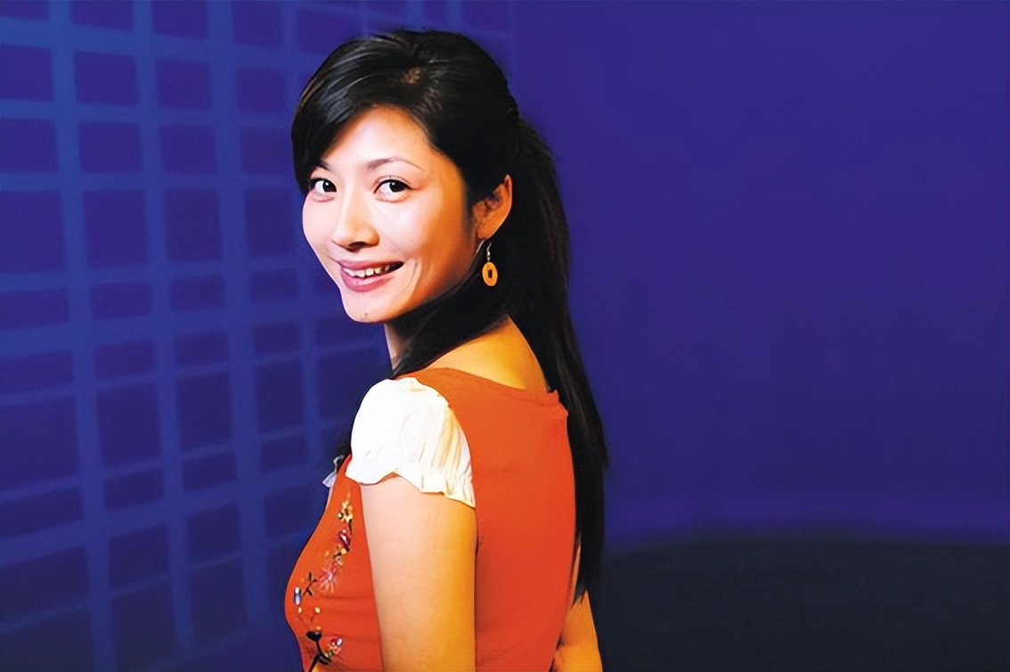 Beauty host Ji Xueping: Become famous at the age of 14, marry a rich ...
