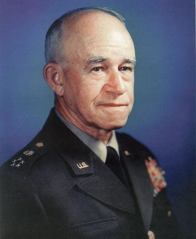 Who are the five-star generals of the US Army born in World War II? How ...