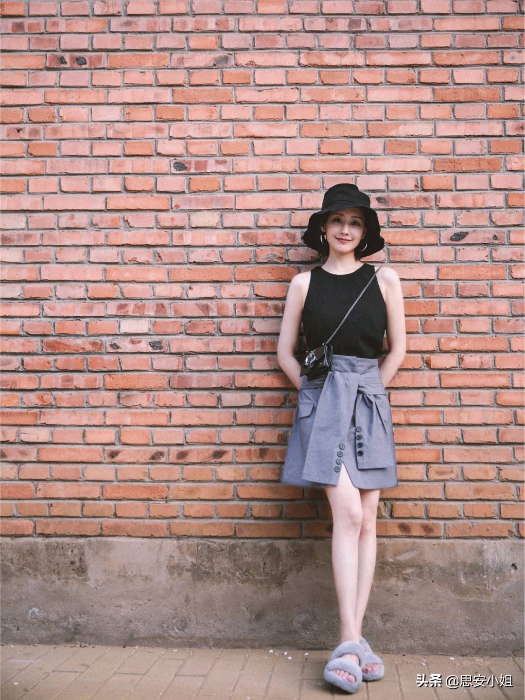 This summer, Li Chun has put on the "Hong Kong-style boyfriend style ...