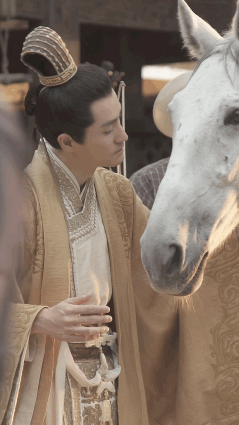 Boyi Kao played by Yang Jue in "The First Part of Fengshen" is really ...