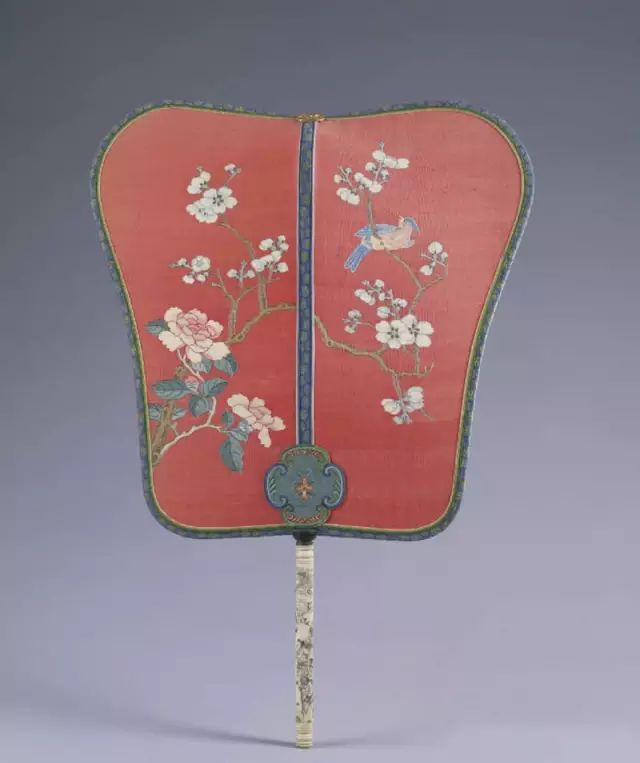 Ancient fans, the timeless oriental beauty! - iNEWS