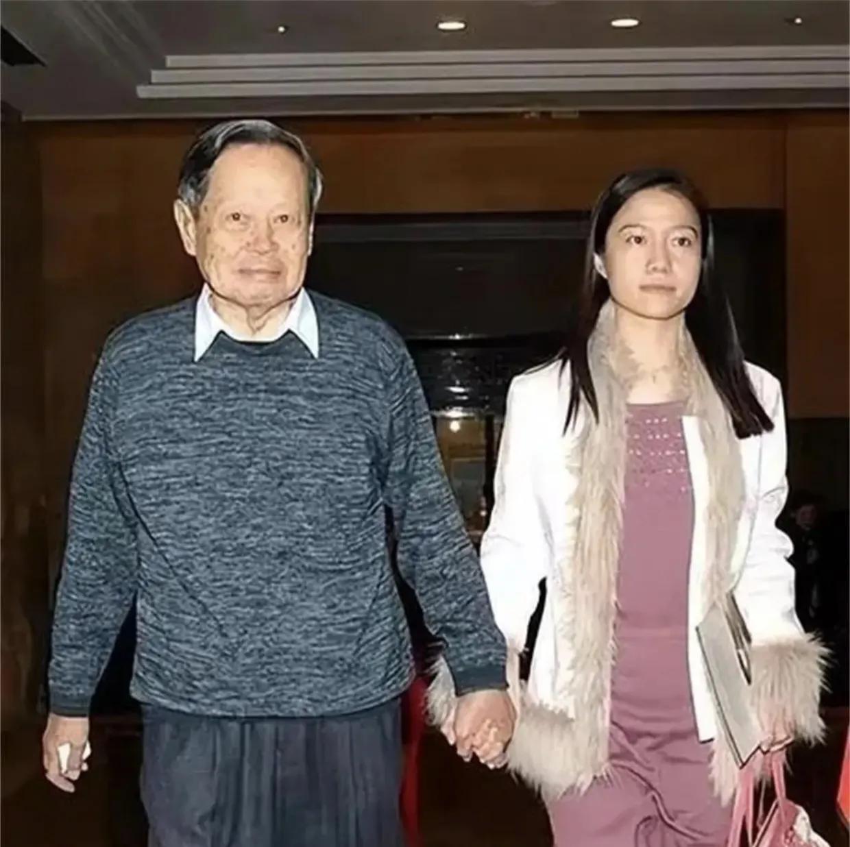The love between 101-year-old Yang Zhenning and Weng Fan spanning half ...