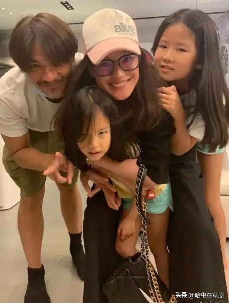 47-year-old Shu Qi and her best friend Lin Xilei celebrate their ...