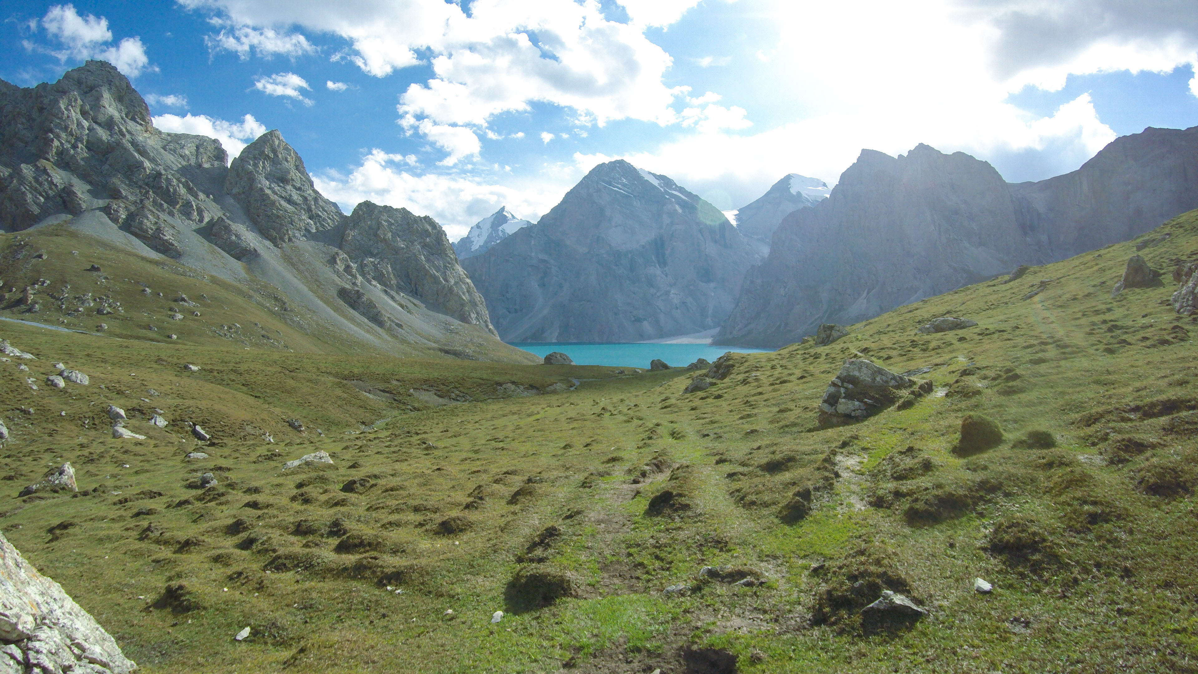 Wusun Ancient Road, meet Paradise Lake in the fairyland on earth, and ...