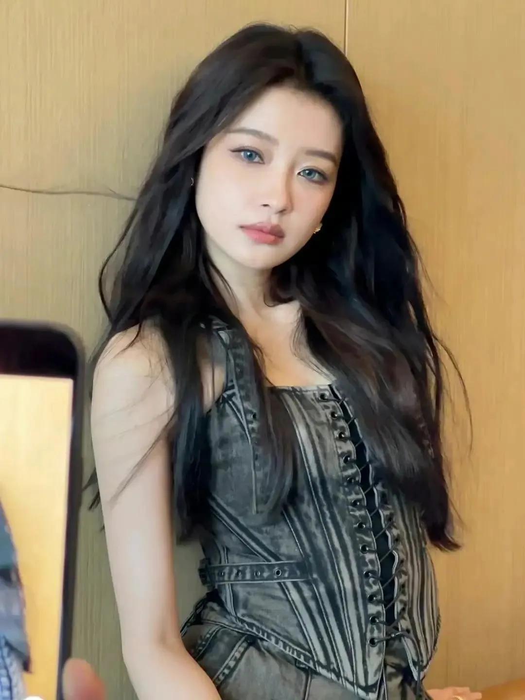 Sun Yi's sweet pure desire style - iMedia