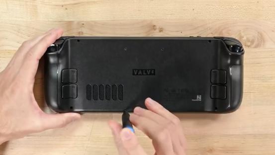 AMD custom chip, will be released on Steam Deck handheld disassembly to ...