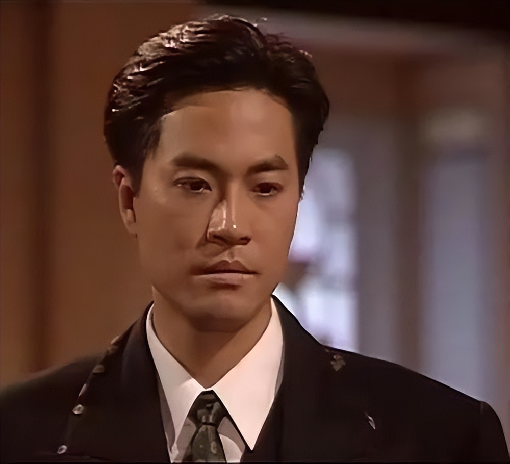 Shen Dianxia's adopted son Chen Tingwei: From the moment of smash hit to disappearance, he is 60 ...