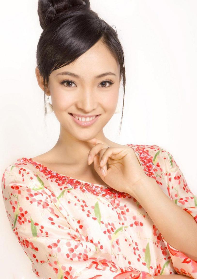 Bai Jing: Married into a wealthy family at the age of 24, and defrauded ...