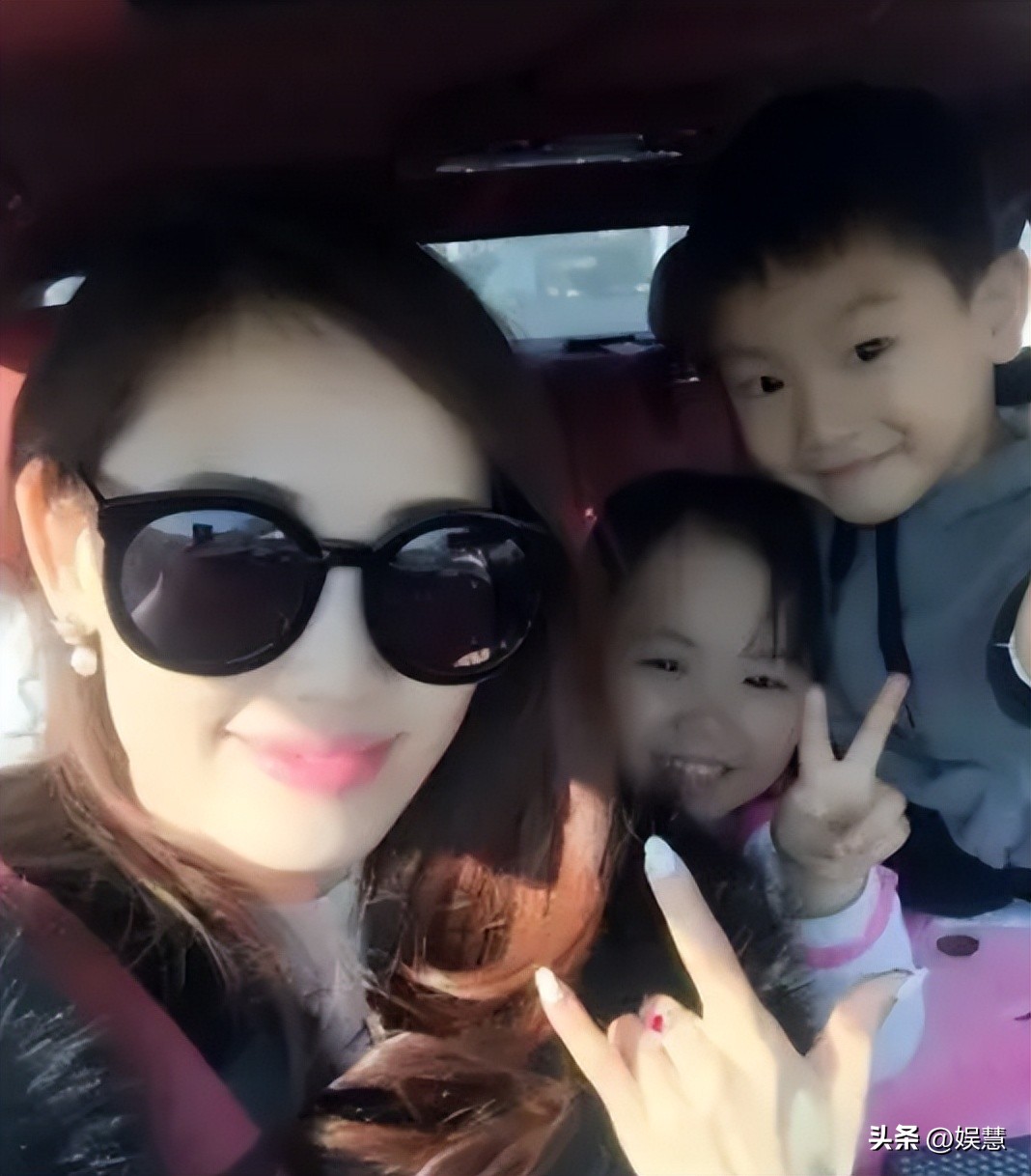 Wang Baoqiang posted his daughter's impressions of "In the Octagonal ...
