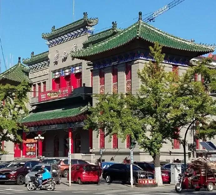 This thing about Dandong (8) The theater stage once bloomed with a ...