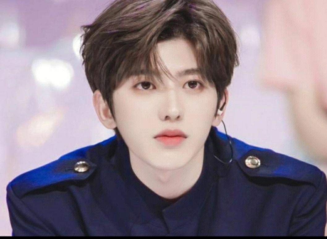 Pan Changjiang: The river in front of the old artist's gate is ...