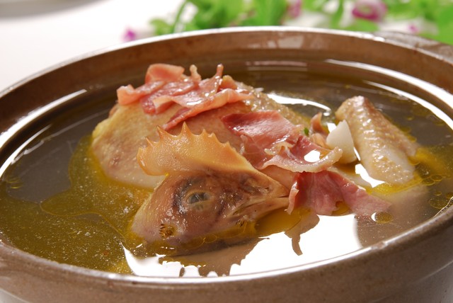 Luoyang famous dish, the old hen carries a gun, it is so comfortable ...