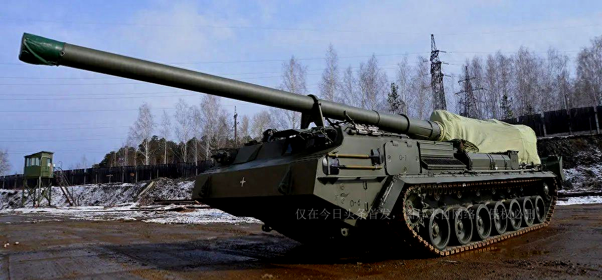 203 heavy artillery group fired a salvo, and the Russian army used the world's largest caliber ...