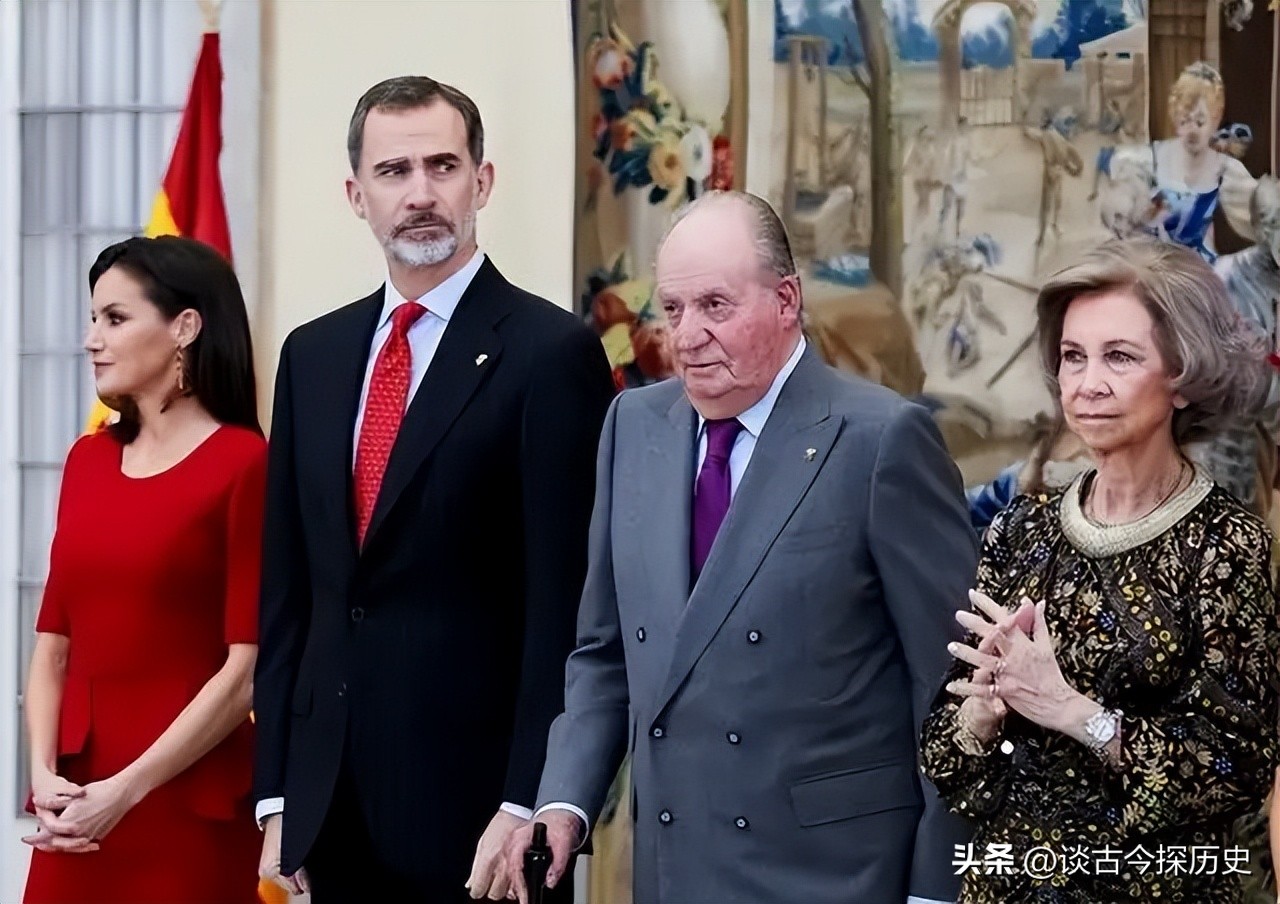 The talented and beautiful "underground queen" Corinna: once forced the ...