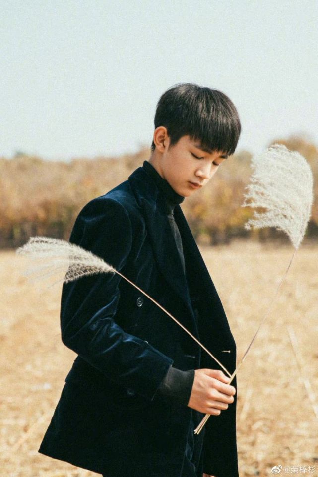 The back waves in the entertainment industry: the new generation of ...