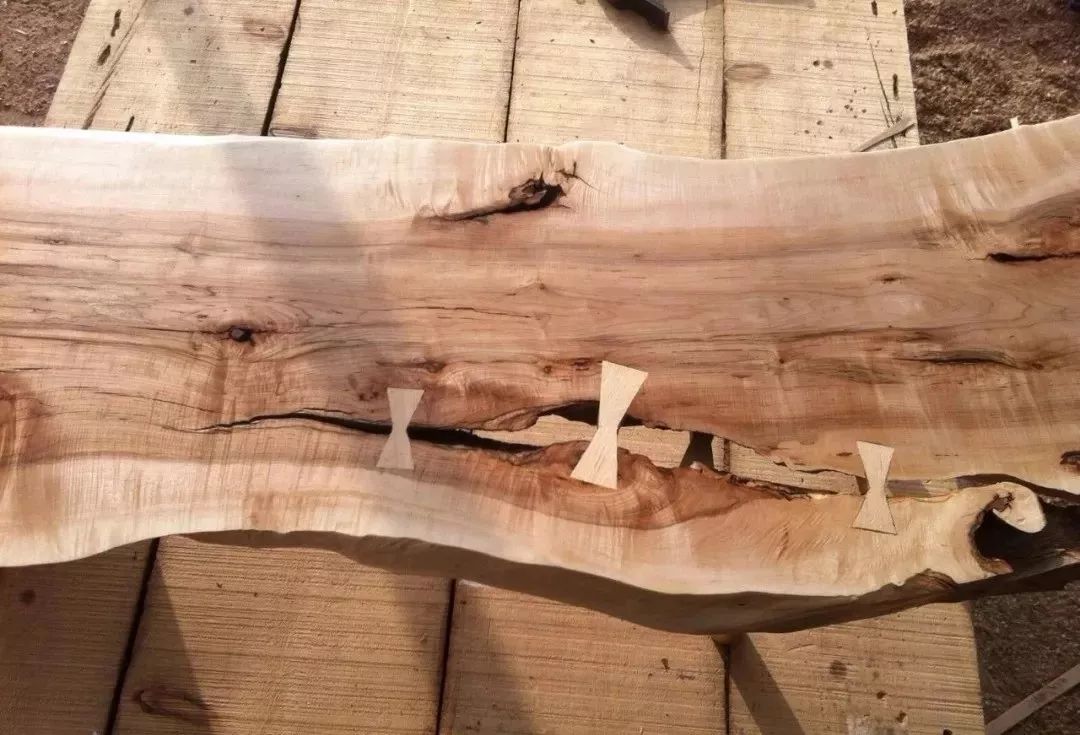 Dovetail tenon, can be described as the universally recognized "mother ...