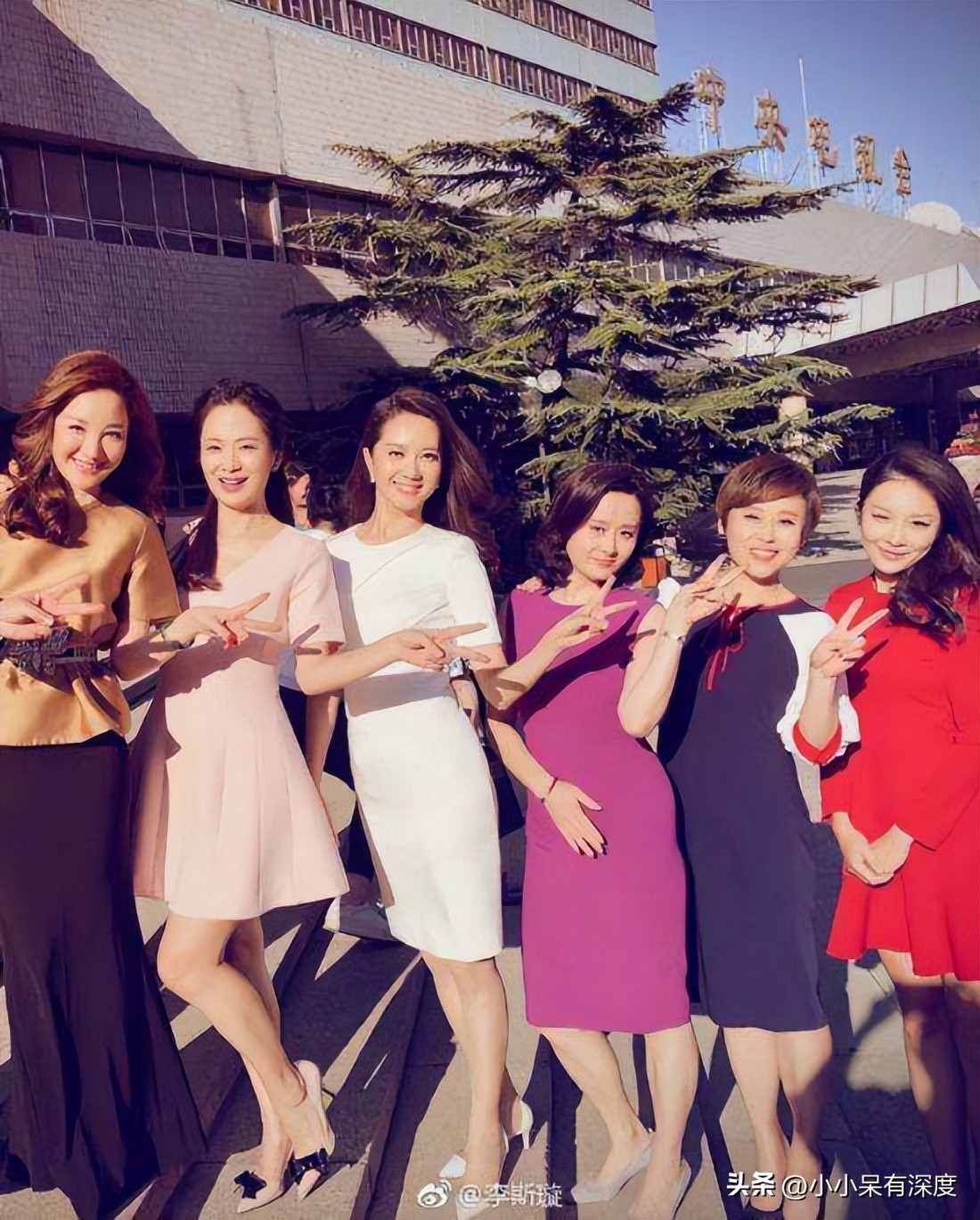 A recent photo of CCTV beauty anchor Zhang Lu, Zhang Lu in life is far ...