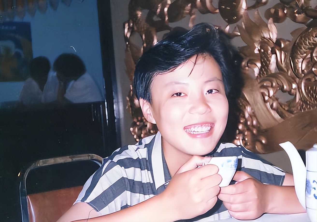 Tsinghua talented girl Zhu Ling's case: she was paralyzed by poisoning twice, her roommate was ...