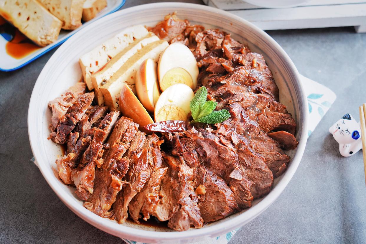 The Chaoshan brine platter is full of sauce flavor, chewy and rich in ...