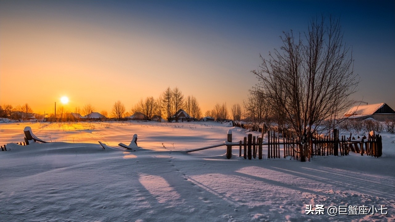 A sword with a honey belly, a constellation that is too deep in the ...