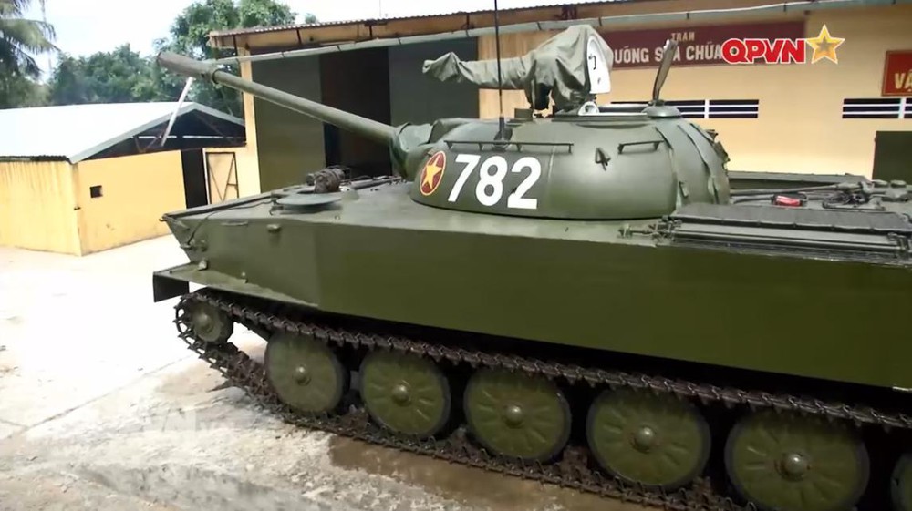 Vietnam K63-85 Amphibious Tank (Type 63) - iMedia