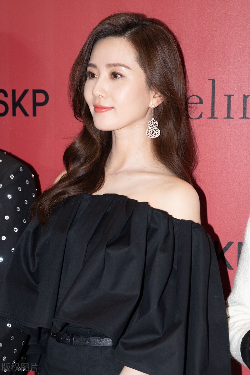 Liu Shishi and Yang Mi witness friendship - iNEWS