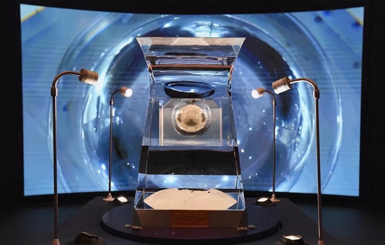 Jealousy and helplessness! The lunar soil sample coveted by the United ...