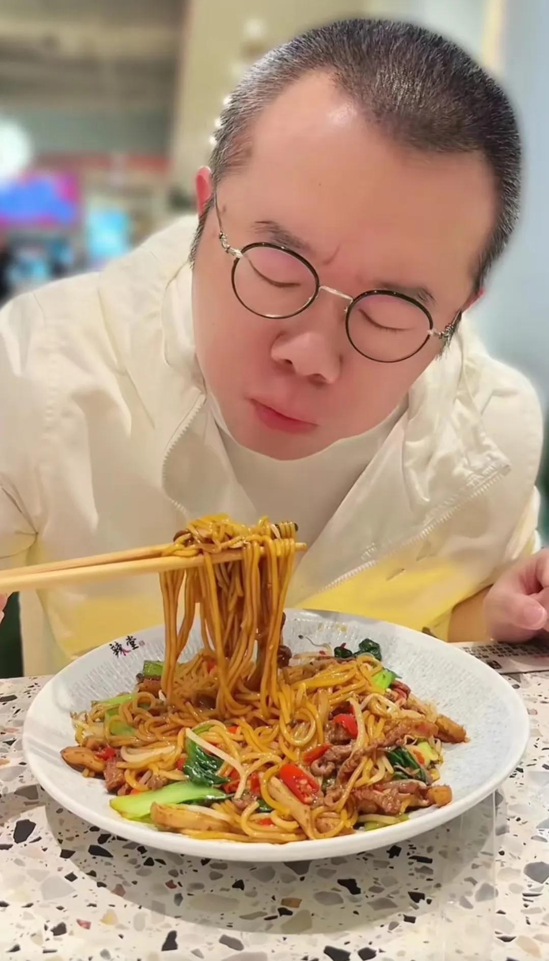 Well-known emotional host Tu Lei criticized the noodles at Fuzhou ...