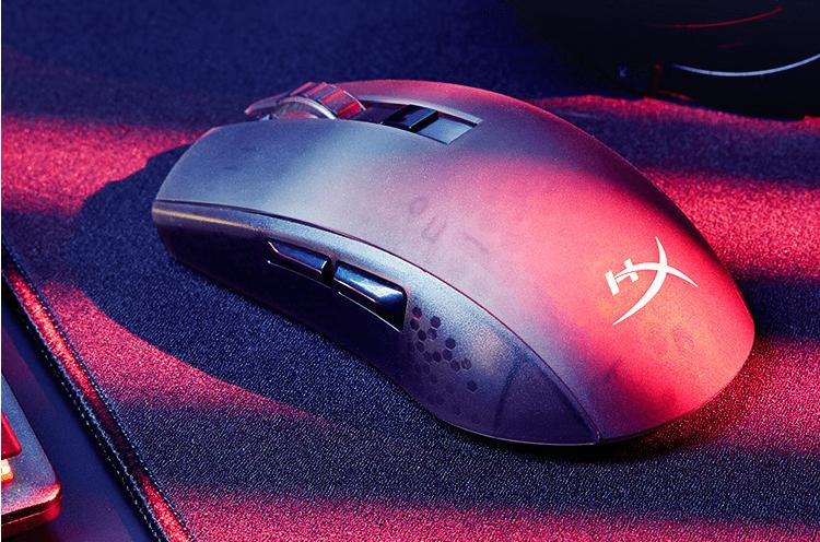 Every second counts, hold on to the victory HyperX Blazing Wireless ...