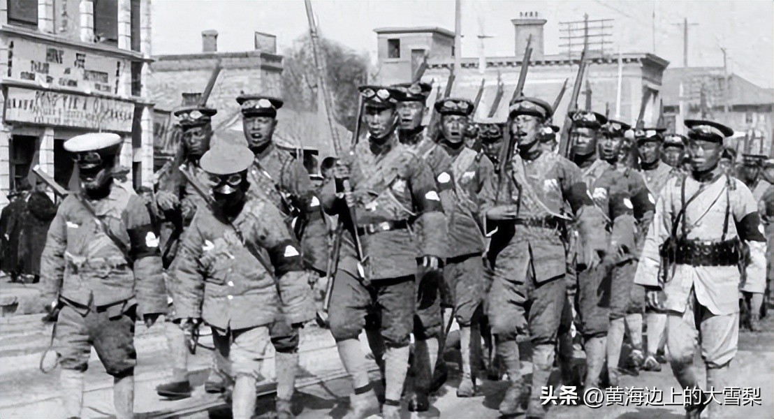 December 25, 1915 - National Defense Movement - iNEWS