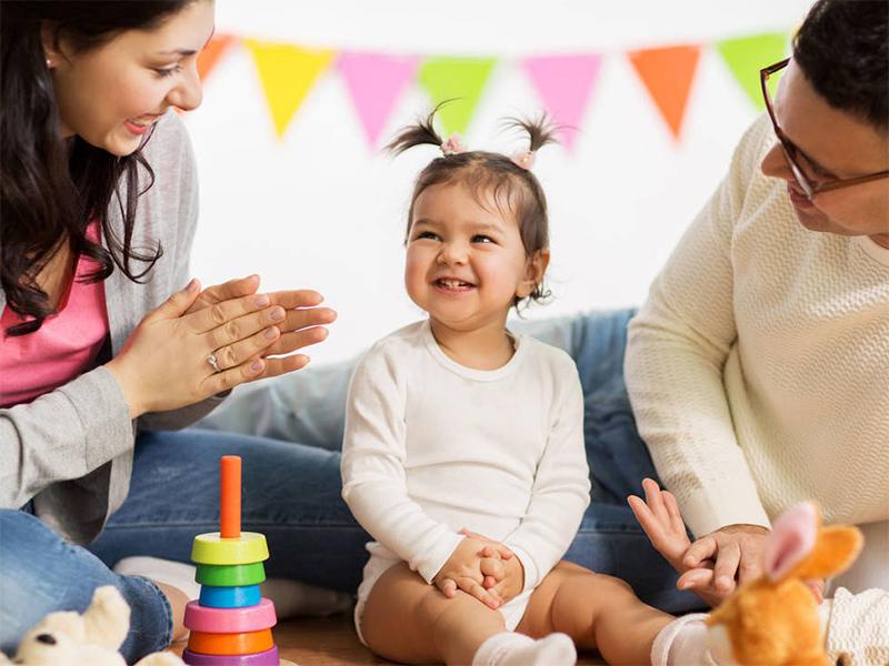 My baby is 2 and a half years old and still can't speak, what should I ...