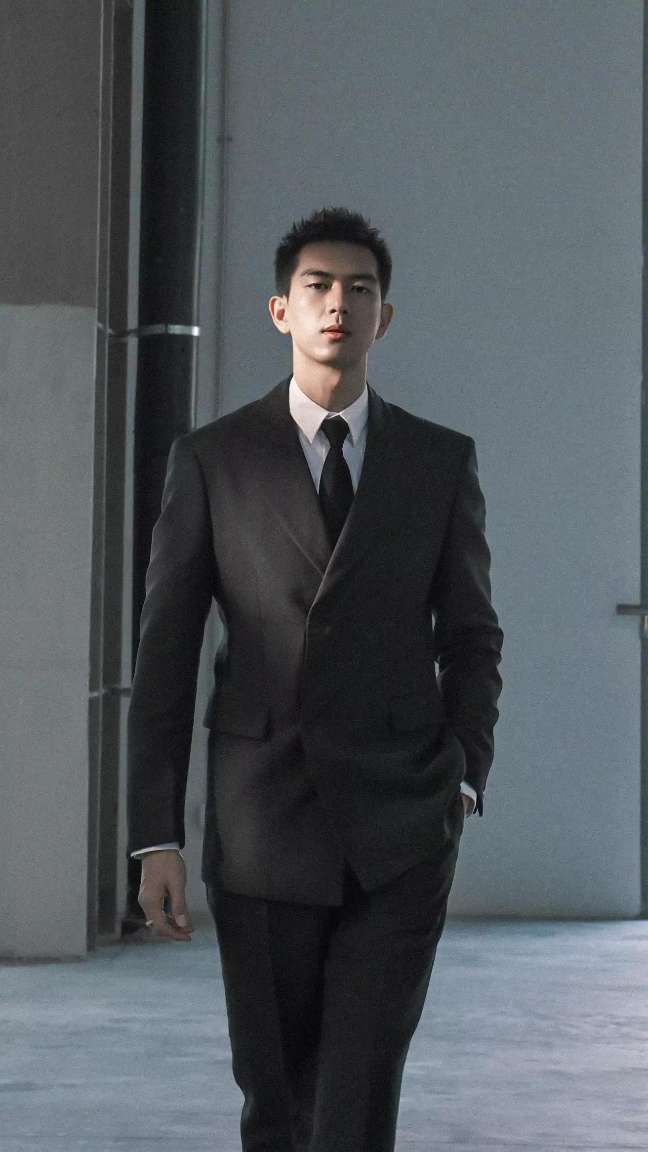 Li Xian wallpaper - iNEWS