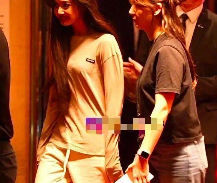 Lisa had no one to pick her up when she returned to South Korea after a ...