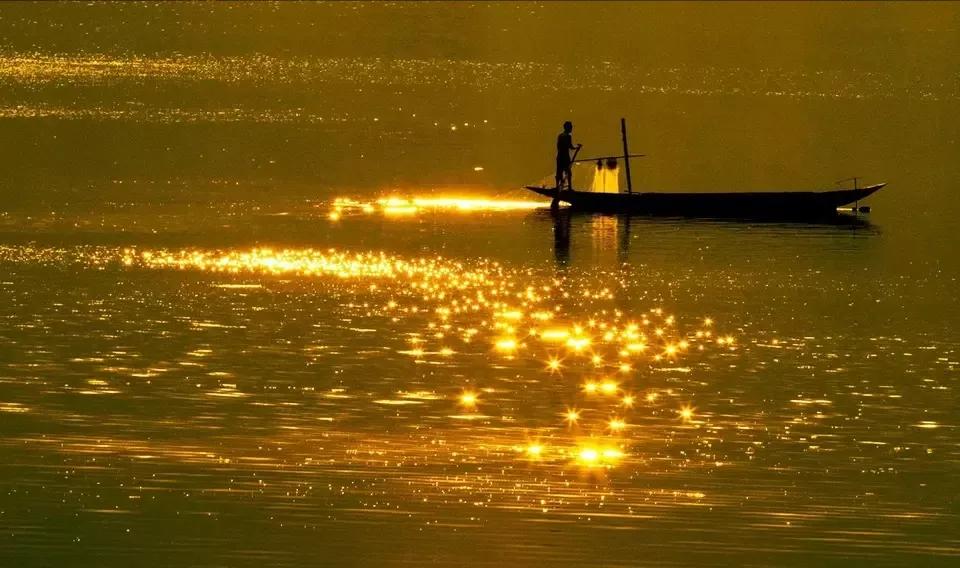 Two songs outside the original "Lone Walker" - iNEWS