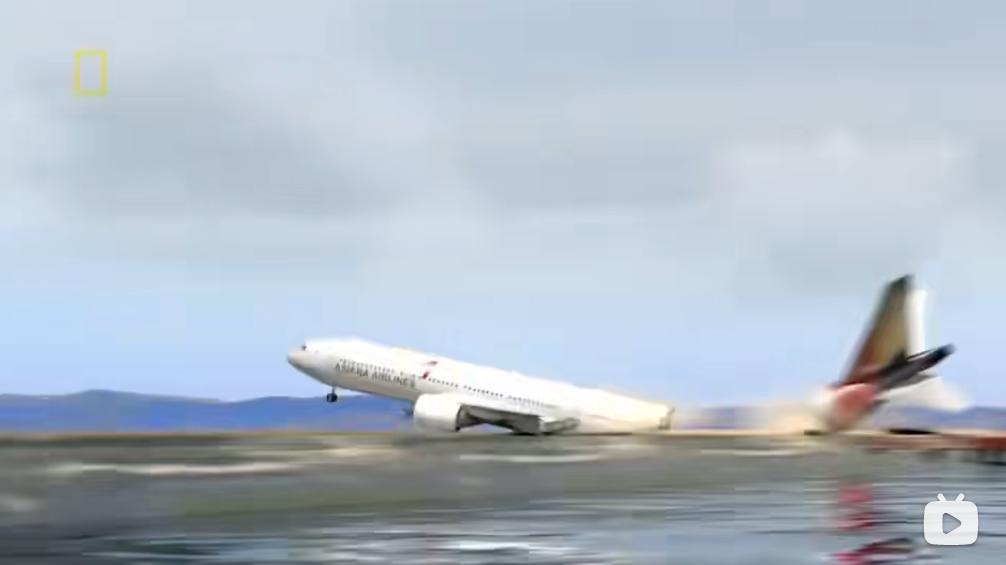 A 16-year-old Chinese girl was thrown out of the plane while on a plane ...