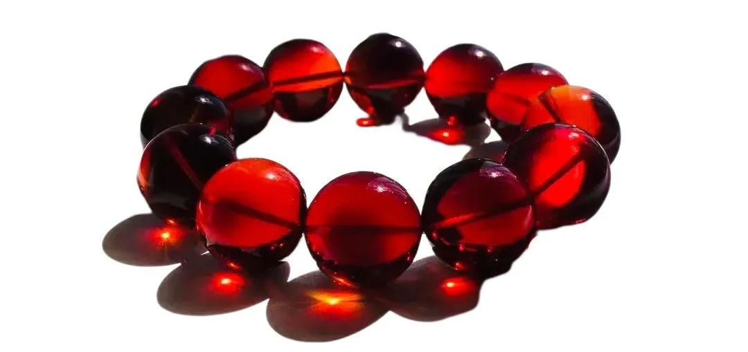 Amber l feel the beauty frozen in time - iNEWS