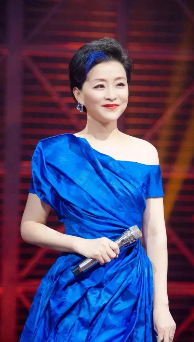 Yang Lan: Find a husband who can help you realize your dreams - iNEWS