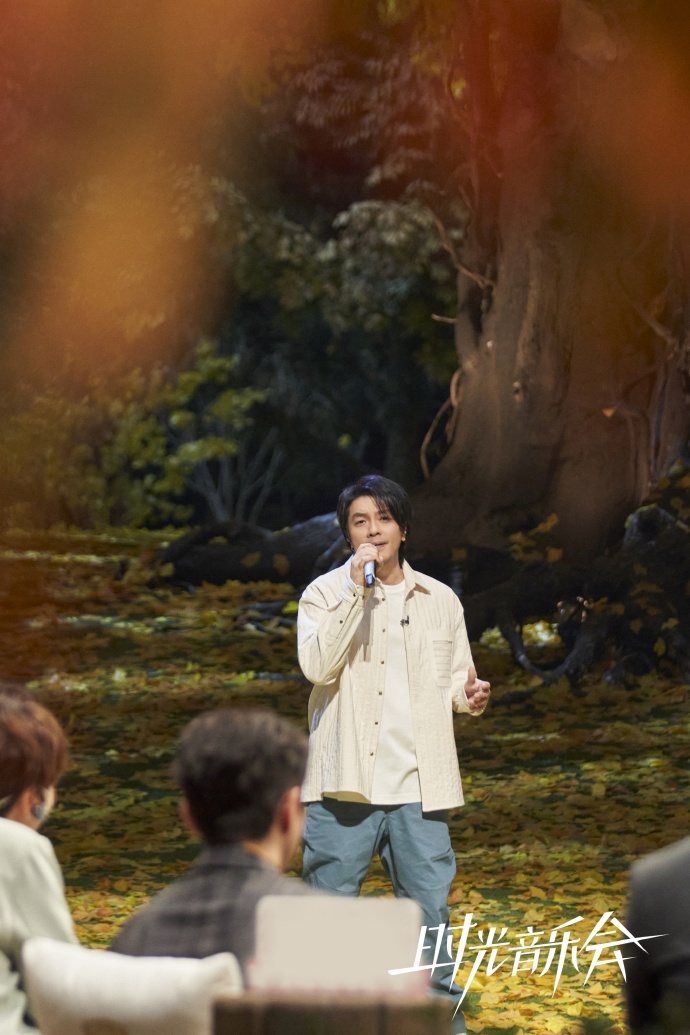 Zhou Shen sang "Big Fish" again to talk to his past self, and Adu sang ...