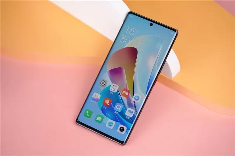 2699最便宜的驍龍8Gen2——努比亞Z50，除了性能其他方面如何？ - 資訊咖