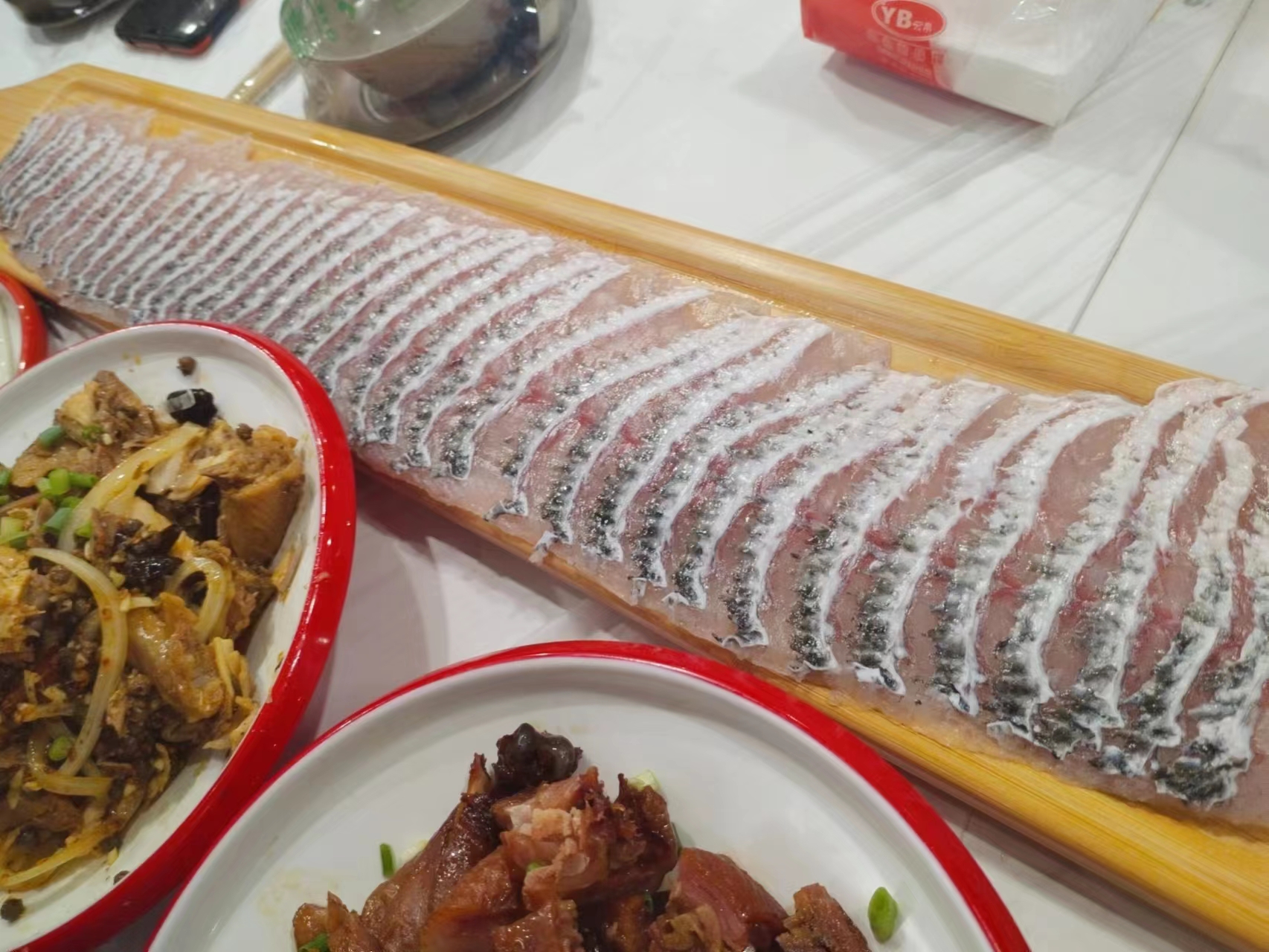 Xin Shi Ji: Daxiu live fish stall, only live fish here - iMedia