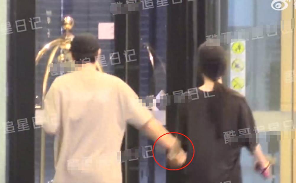 31-year-old Qin Junjie's love affair exposed! He and Mao Xiaohui returned to the hotel together ...